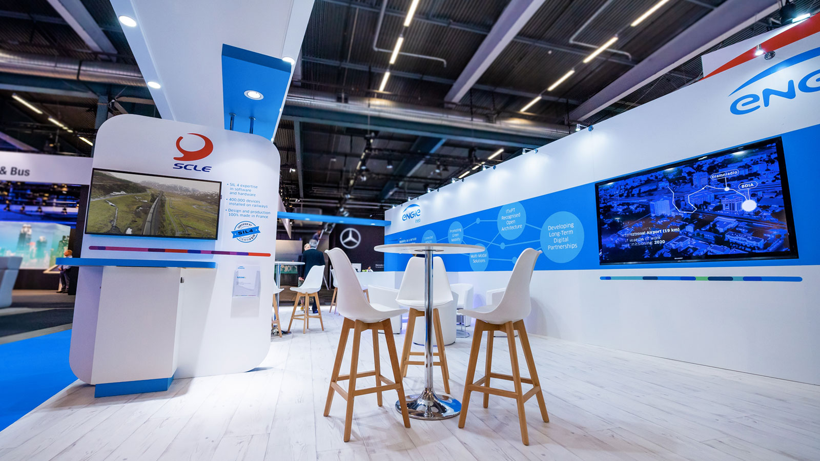 One brand, multiple subsidiaries - Live & co